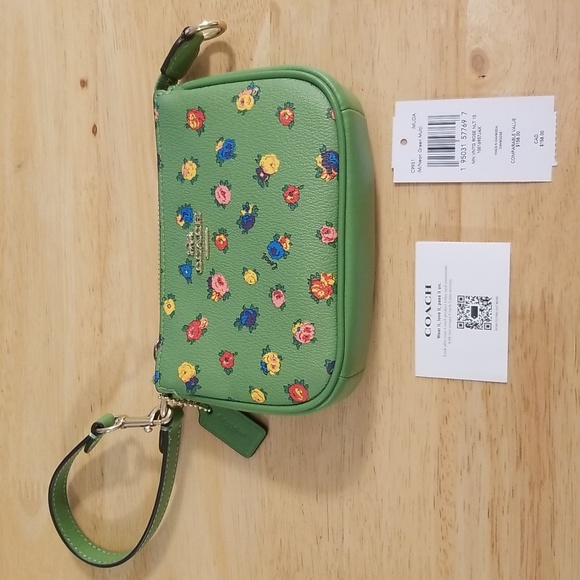 Coach | Bags | Coach Small Clutch Green Mini Vintage Rose Brand New ...